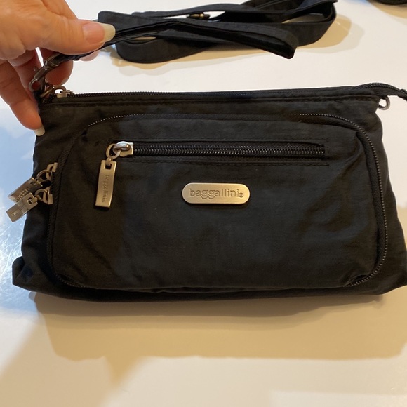 Baggallini | Bags | Baggallini Travel Black Crossbody Adjustable Strap ...
